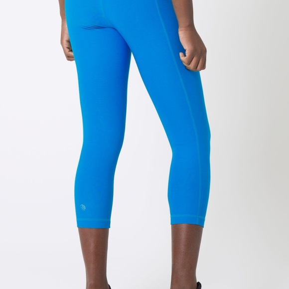 MPG | Pants & Jumpsuits | Dare Signature Capri Azure | Poshmark